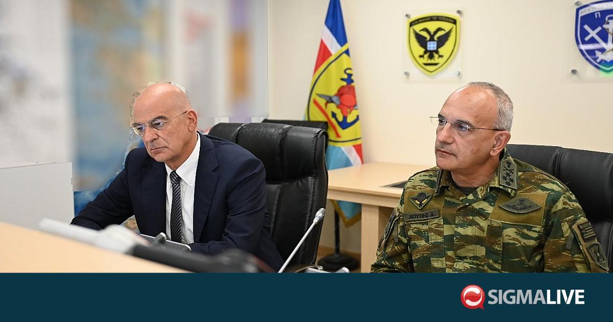 Δένδιας: Απομακρύνθηκαν με C-130 από το Λίβανο 22 Έλληνες και 38 Κύπριοι - Sigmalive