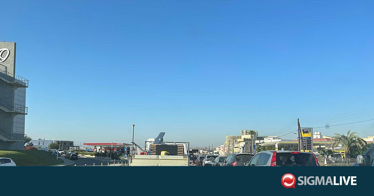 Κολλημένοι στους δρόμους της Λευκωσίας με το «καλημέρα» (pics) - Sigmalive