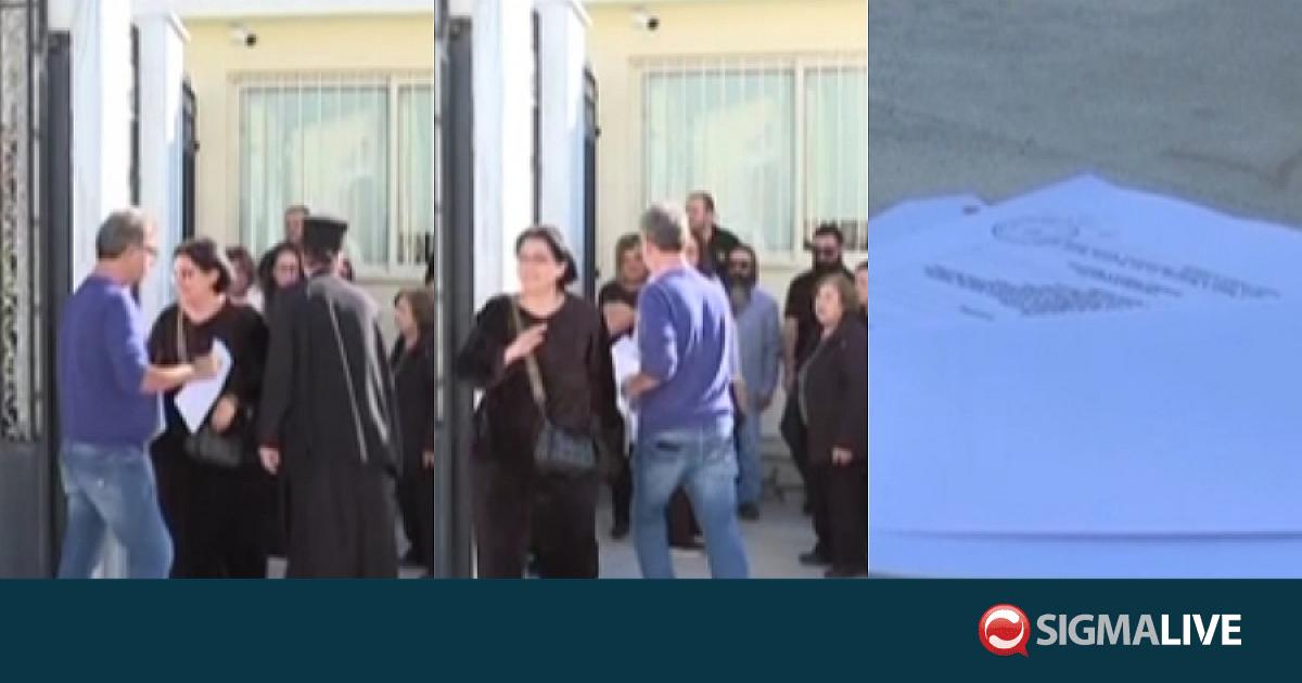 ΒΙΝΤΕΟ: Η στιγμή που επιδότης «κυνηγάει» τους μοναχούς της Μονής ...