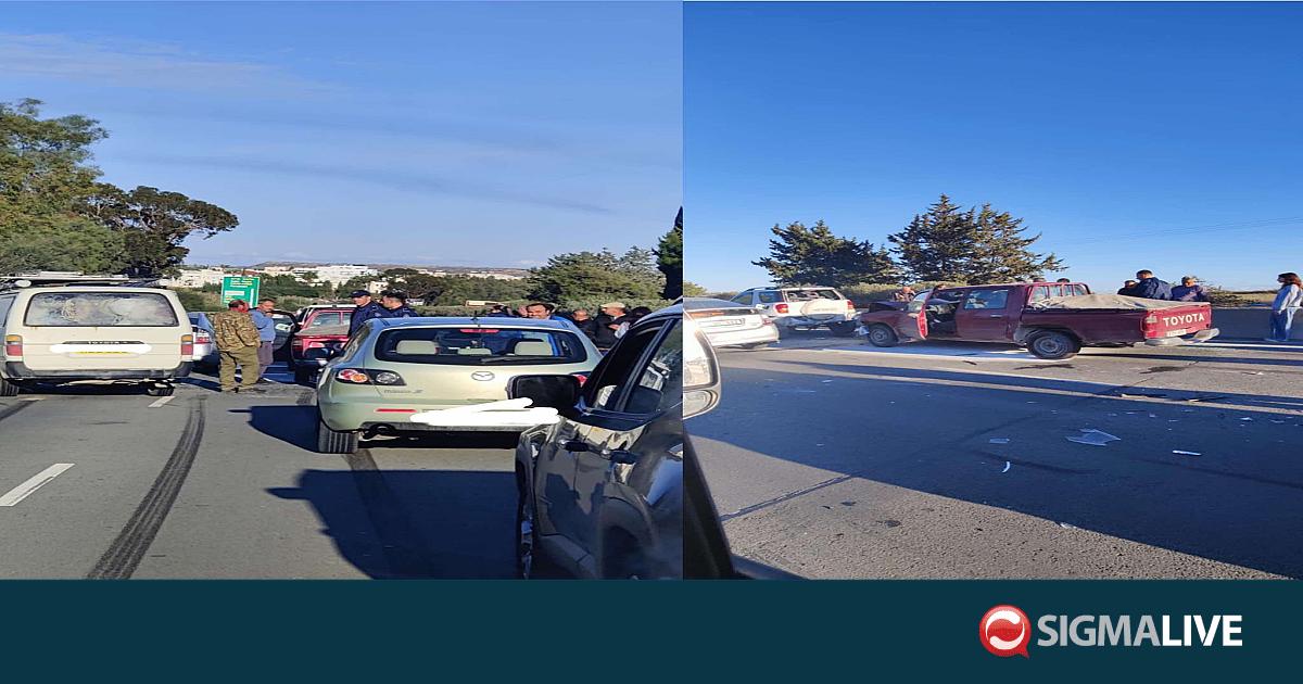 Στο νοσοκομείο 3 πρόσωπα από την καραμπόλα στον αυτό/δρομο Λάρνακας ...