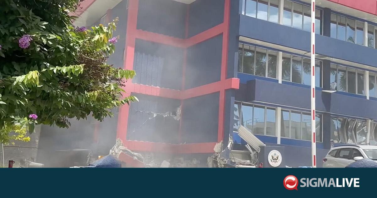 Βανουάτου: 14 οι νεκροί - Διασώστες αναζητούν επιζώντες - Sigmalive