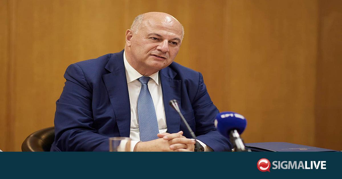 Υπουργός στην Ελλάδα πήγε στον Έβρο και χάρηκε που πήγε «εκτός Ελλάδος ...