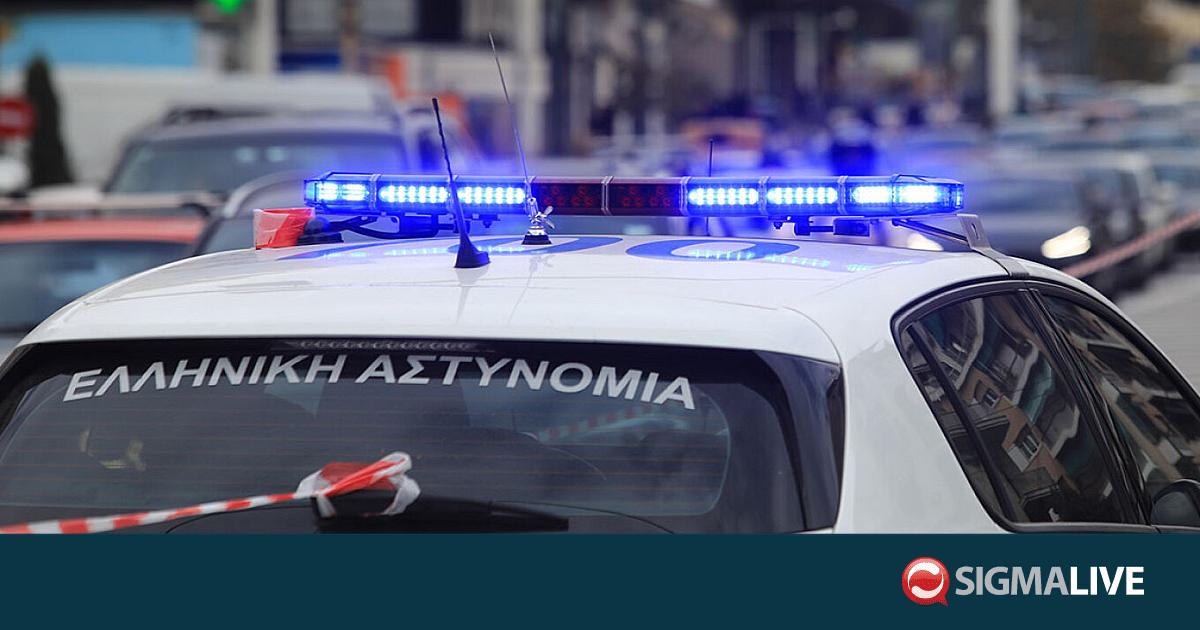 Εξάρχεια: Ζούσε για 20 μέρες με τη νεκρή μητέρα της και δεκάδες γάτες (PICS) - Sigmalive