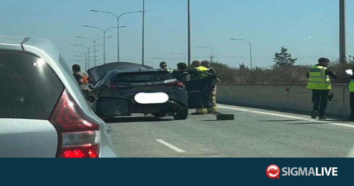 Πυκνή τροχαία κίνηση στον αυτο/δρομο προς Αγία Νάπα μετά από τροχαίο ...