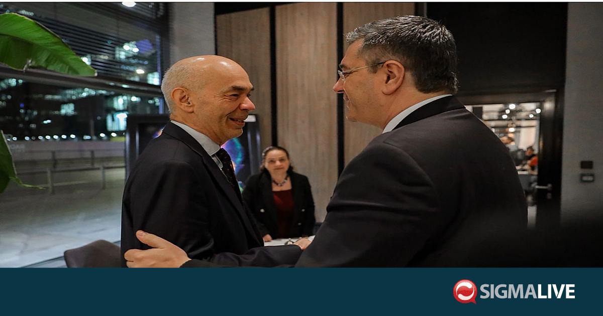 Βαφεάδης: Η Κύπρος αντιμετωπίζει σημαντικές προκλήσεις συνδεσιμότητας - Sigmalive