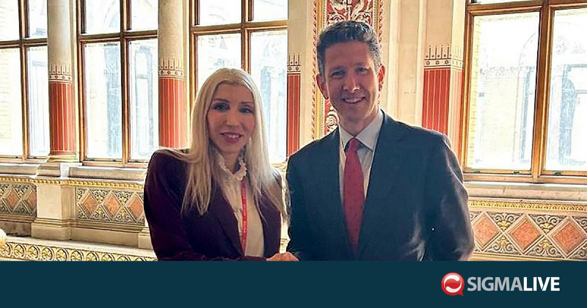 Στο Λονδίνο για συνέχιση Στρατηγικού Διαλόγου Κύπρου-ΗΒ η Σιάμπου - Sigmalive