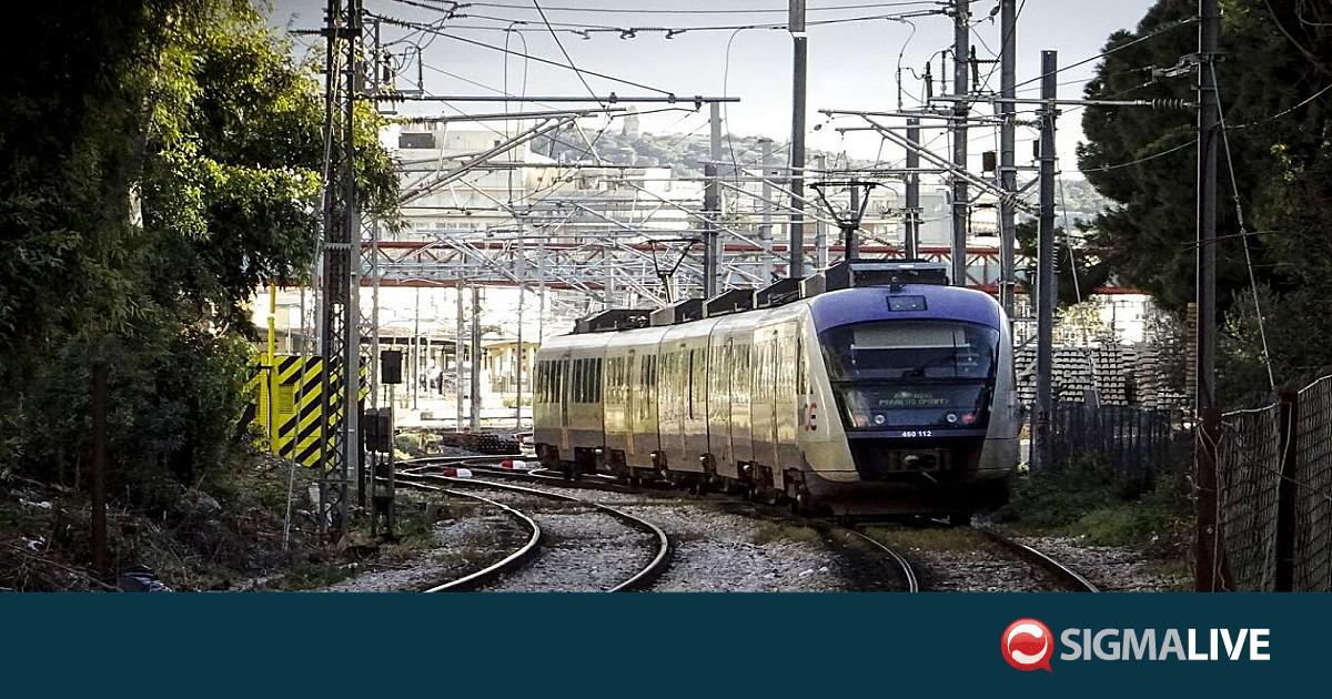 Συναγερμός στην Αυλίδα: Συρμός του προαστιακού συγκρούστηκε με φορτηγό - Sigmalive