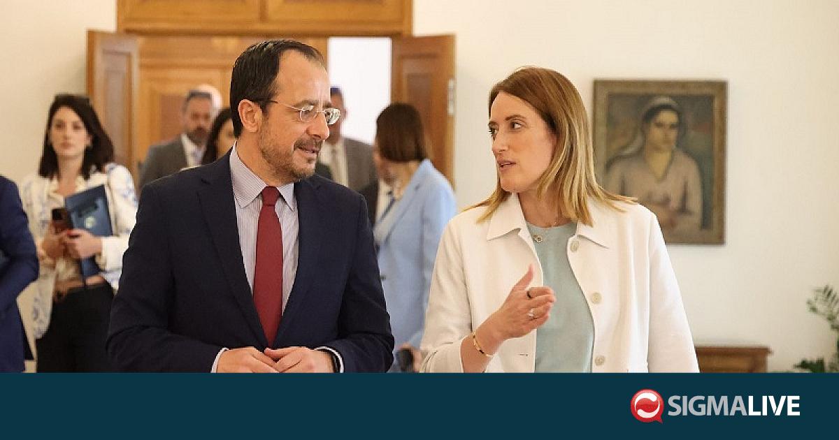 Έφτασε στο Προεδρικό η Μέτσολα -Συνάντηση με ΠτΔ (PICS) - Sigmalive