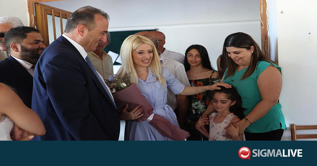 Επίσκεψη Αννίτας Δημητρίου στον κατεχόμενο Κορμακίτη - Sigmalive