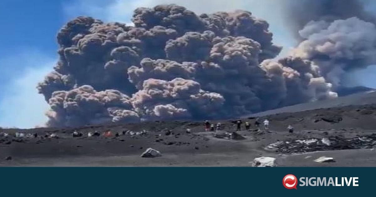 Ξύπνησε ξανά η Αίτνα-Πανικόβλητοι τουρίστες έτρεχαν να σωθούν (BINTEO) - Sigmalive