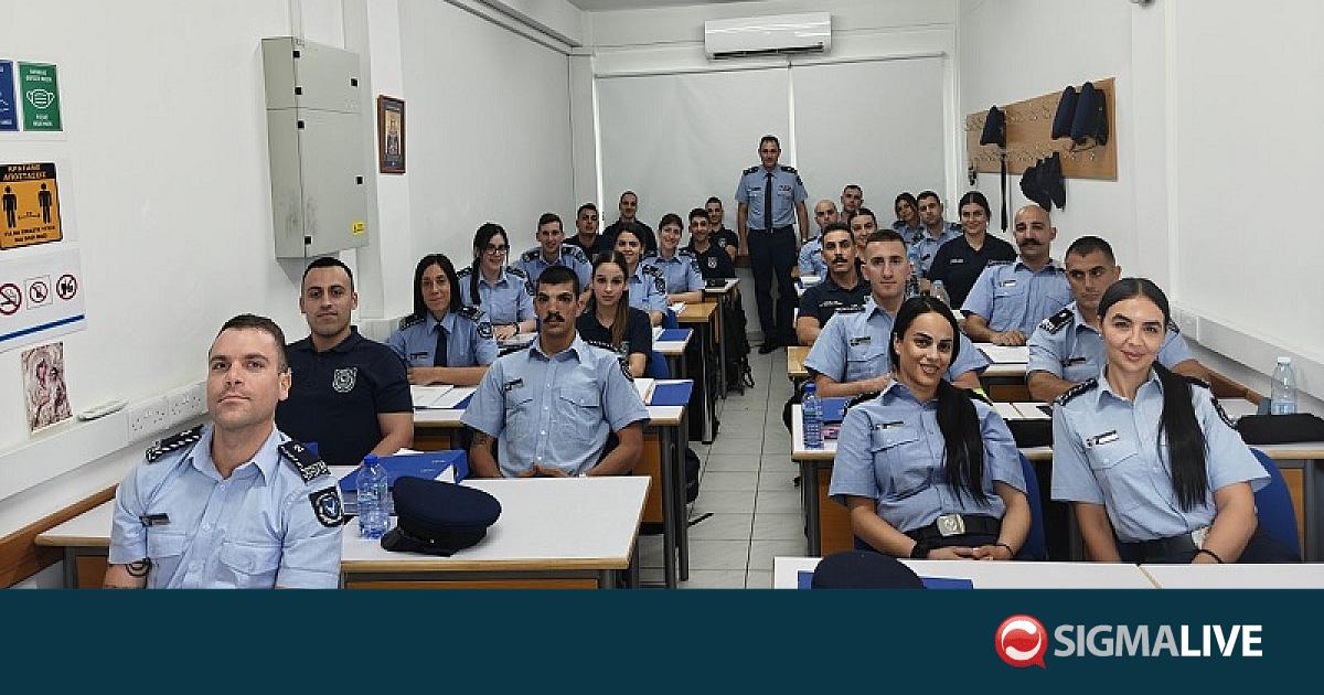 Διευθυντής Αστυνομικής Ακαδημίας σε δόκιμους: «Είσαστε το μέλλον» - Sigmalive