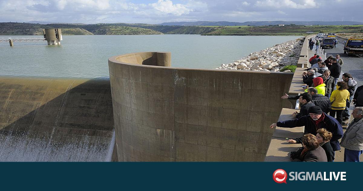 Σημαντική μείωση στάθμης στο φράγμα Ασπρόκρεμμου δείχνουν δορυφορικές ...