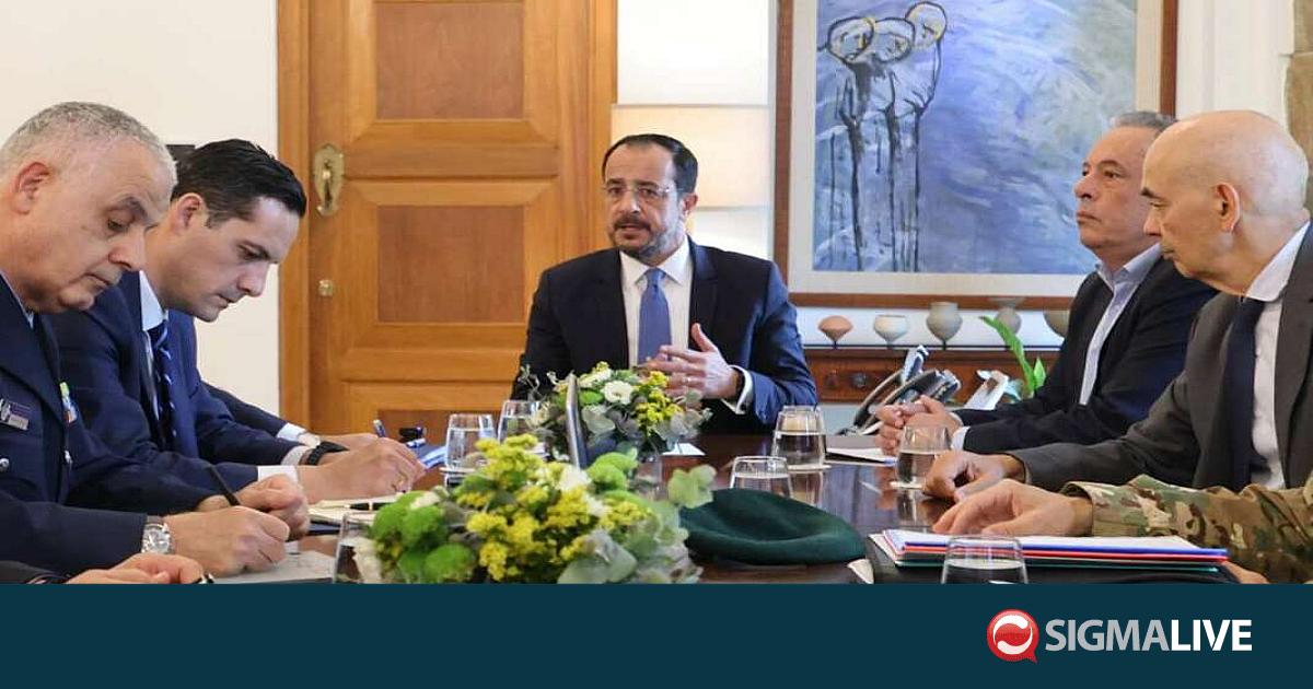 ΚΕ: Βασικό ζητούμενο η επικράτηση διπλωματίας, σε διαρκή σύνοδο το ΣΕΑ - Sigmalive