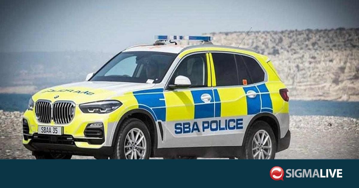 Επιχείρησαν να αποφύγουν έλεγχο, χτύπησαν περιπολικό των Βάσεων- Δύο συλλήψεις - Sigmalive