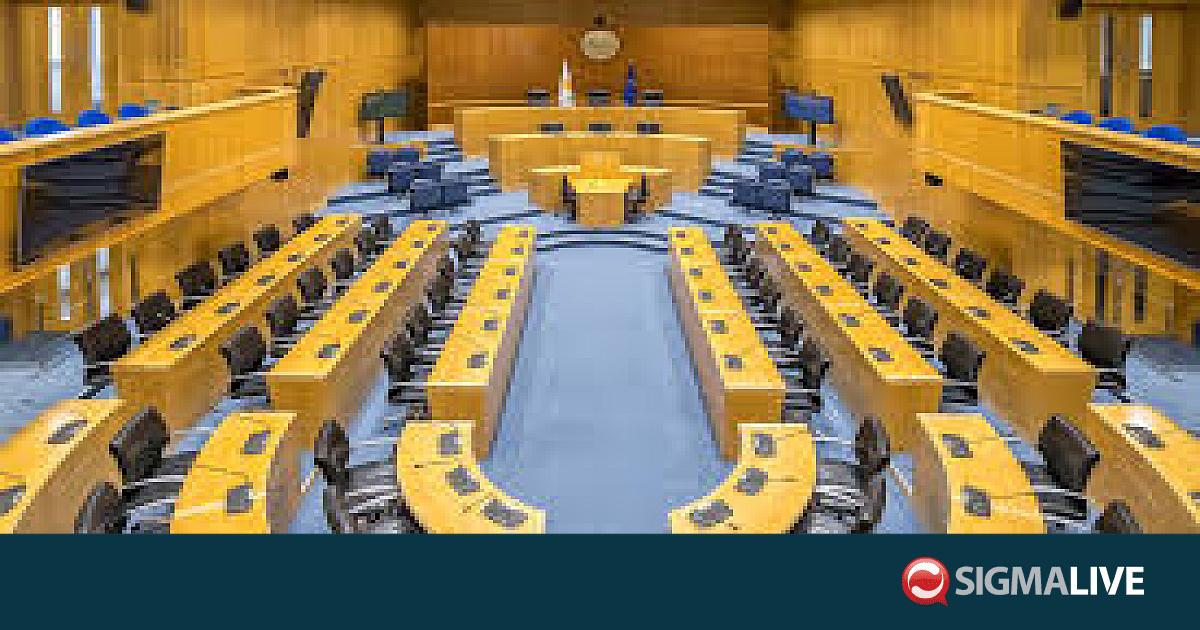 Ψηφίστηκε το ν/σ για τα ξενόγλωσσα προγράμματα-Εντάσεις και ...