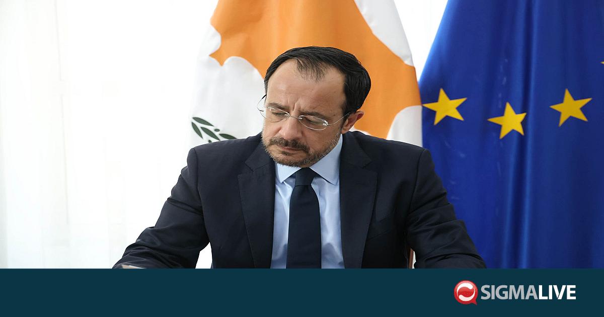 ΠτΔ για Μαρί: Δημόσια συγγνώμη για τη θυσία των 13 ηρώων - Sigmalive
