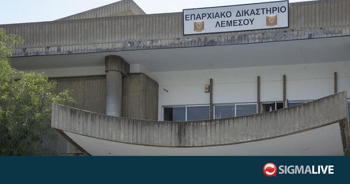 Στο εδώλιο και η σύζυγος του 53χρονου για μαχαιρώματα στο Πισσούρι ...