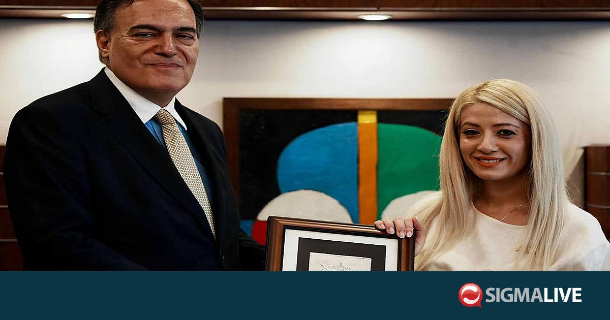 Θα συνεχίσει να στηρίζει την Κύπρο λέει σε ΠτΒ ο Παπαμελετίου - Sigmalive