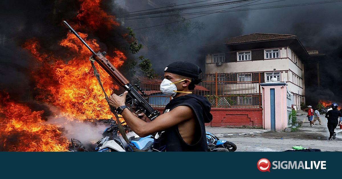 Νεπάλ: 51 άνθρωποι σκοτώθηκαν στις ταραχές, 12.500 φυλακισμένοι δραπέτευσαν - Sigmalive