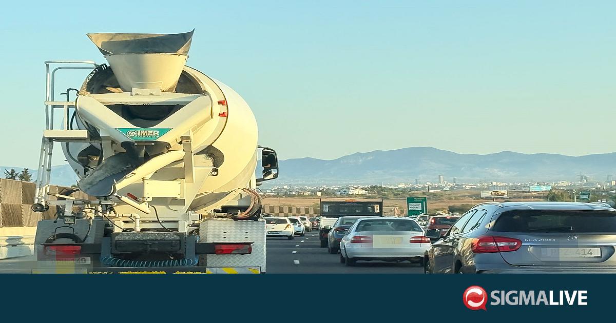 Χάος στον αυτο/δρομο κοντά στον ζυγιστικό σταθμό μετά από τροχαίο (pic) - Sigmalive