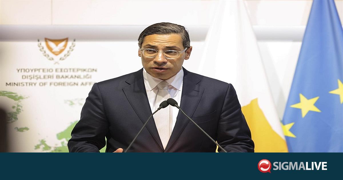 Στην Ινδία ο ΥΠΕΞ με στόχο την ενίσχυση των διμερών σχέσεων - Sigmalive