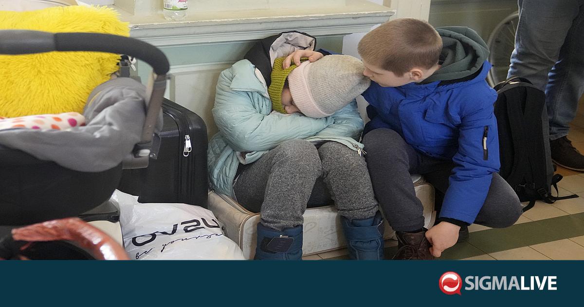 Κίεβο: Διέταξε την απομάκρυνση 26 οικογενειών με παιδιά από τη νότια ...