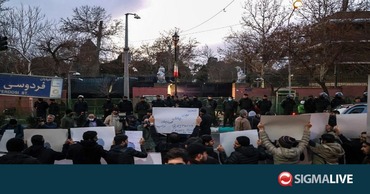 Ιράν: Δεν θα γίνουν απαγχονισμοί σήμερα ή αύριο - Άνοιξε ο εναέριος ...
