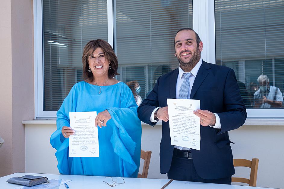 Μια επιτύμβια πλάκα του 14ου αιώνα τιμή στους Αμμοχωστιανούς και την ...