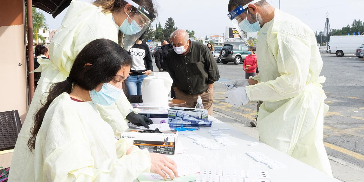 Καραγιάννης: Φαίνεται ότι είναι απαραίτητο το μέτρο για safe pass παντού (vid) - Sigmalive