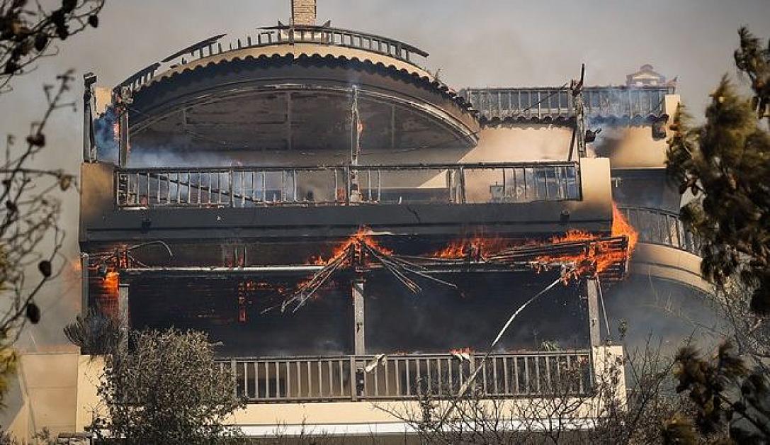 Σε ύφεση η φωτιά στη Βούλα – Εκκενώσεις σε γηροκομείο και τα παιδικά χωριά SOS - Sigmalive