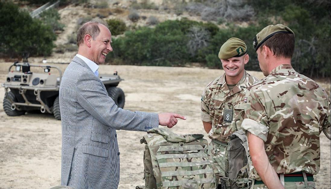 Δοικητής Βρετανικών Βάσεων: Ποιο είναι το μέλλον της RAF Ακρωτηρίου (ΒΙΝΤΕΟ) - Sigmalive