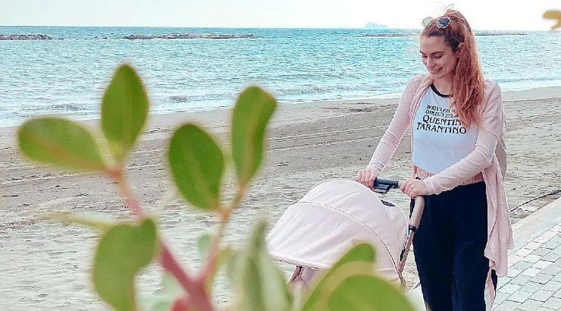 Βαρβάρα Χριστοφή: Το αντικείμενο που είχε φτιάξει και το χάρισε στην κόρη της - Sigmalive