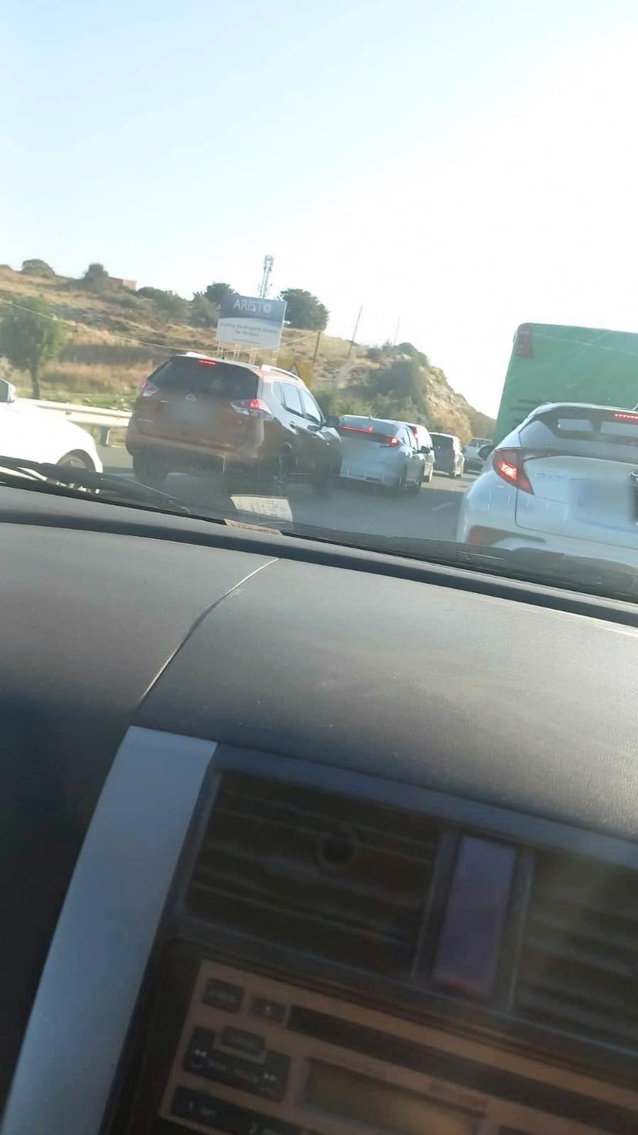 Καραμπόλα 7 οχημάτων στον αυτο/δρομο Πάφου–Λεμεσού–Κυκλοφοριακό χάος ...