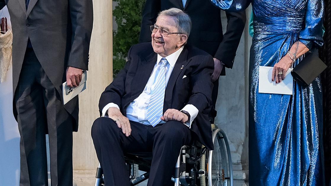 Τέως βασιλιάς Κωνσταντίνος: Σε κρίσιμη κατάσταση μετά από οξύ ...