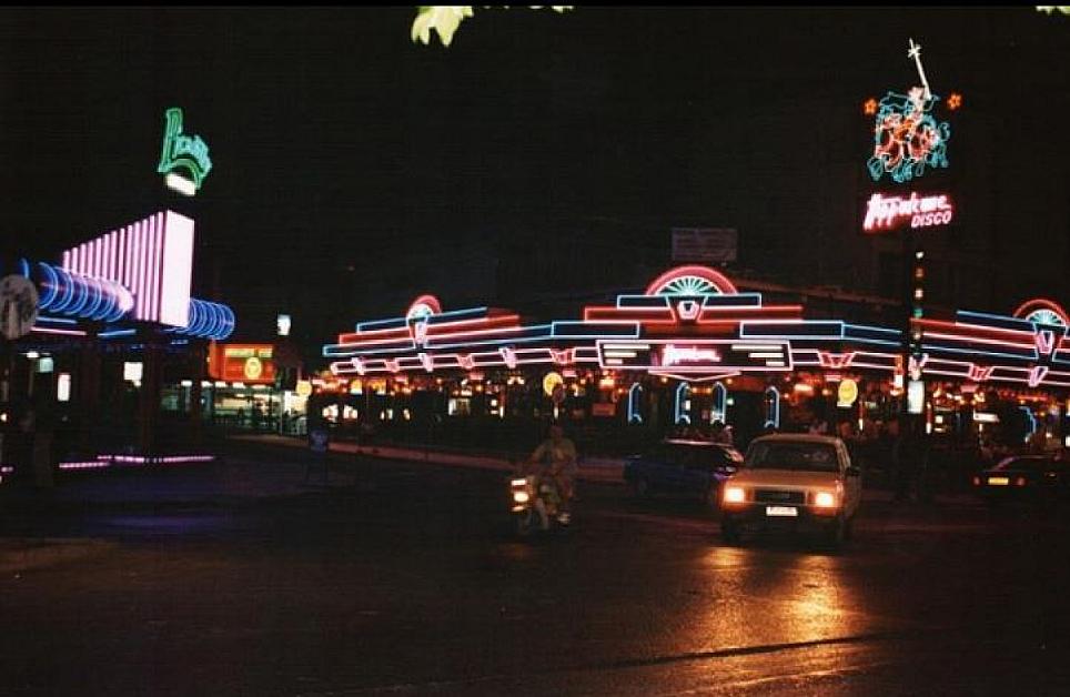 H χρυσή εποχή της νυκτερινής Λεμεσού τις δεκαετίες '80 & '90 (ΒΙΝΤΕΟ) - Sigmalive