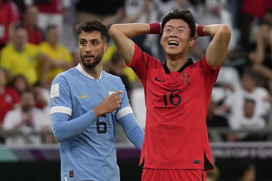 Λευκή ισοπαλία ανάμεσα σε Ουρουγουάη και Νότια Κορέα - Sigmalive