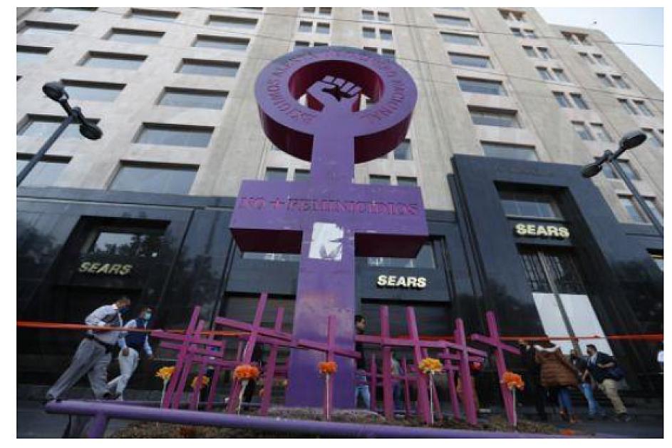 «Ζωή Ξανά»: Ταμπού που κρύφτηκε κάτω από το χαλί ο βιασμός γυναικών το '74 - Sigmalive