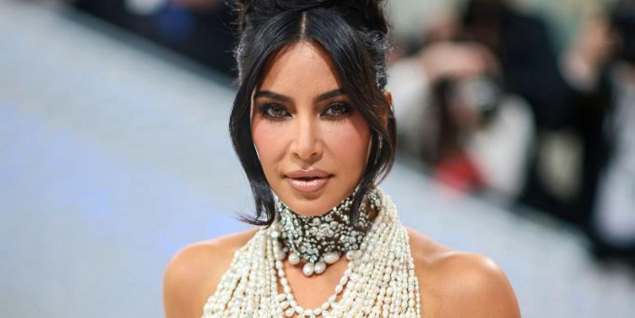 Kim Kardashian: Αναλύουμε το Met Gala look της που έφερε 50.000 μαργαριτάρια - Sigmalive