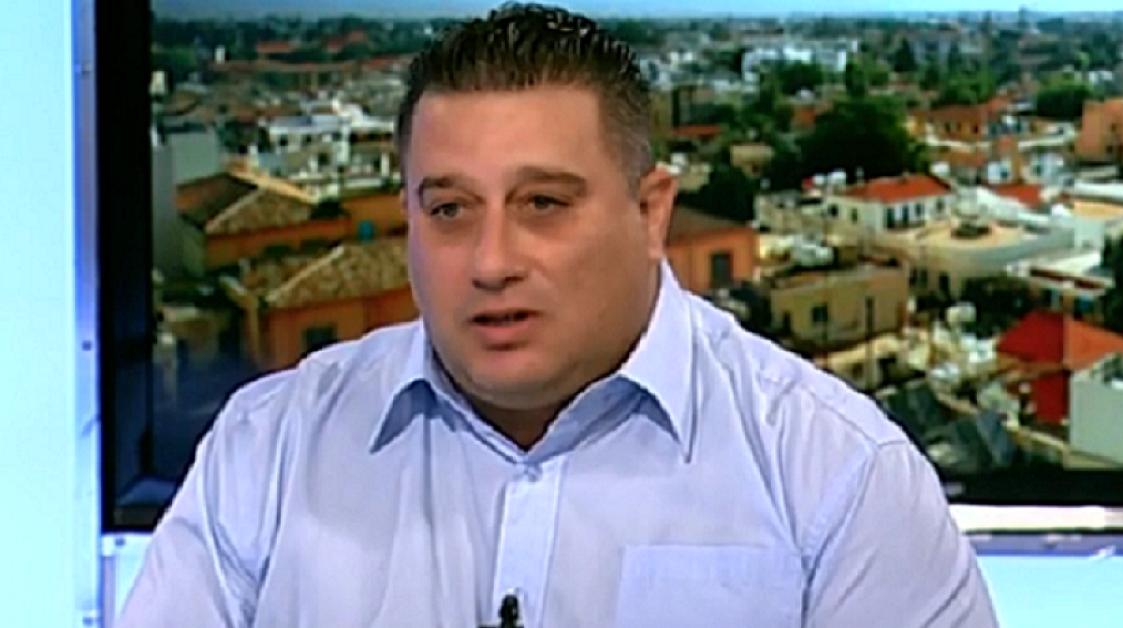 Λοϊζίδης: Μαγείρεμα αριθμών στις απελάσεις- Οι συμβασιούχοι γυρίζουν στα χωριά - Sigmalive