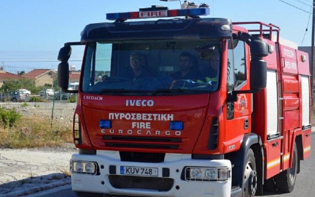 Ξέσπασαν τέσσερις φωτιές μέσα σε λίγα λεπτά στη Λεμεσό-Η έκκληση στους πολίτες - Sigmalive