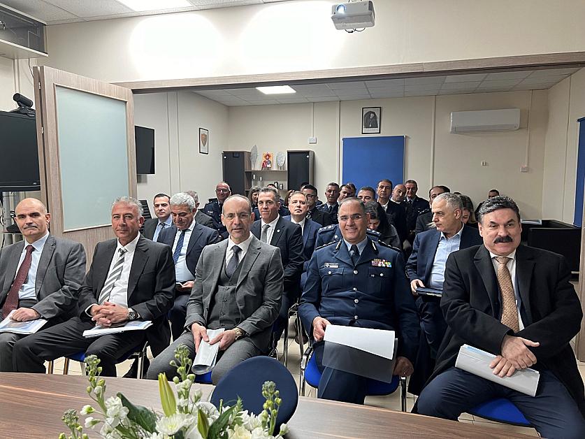 Την Αστυνομική Διεύθυνση Λάρνακας επισκέφτηκε ο Υπουργός Δικαιοσύνης ...
