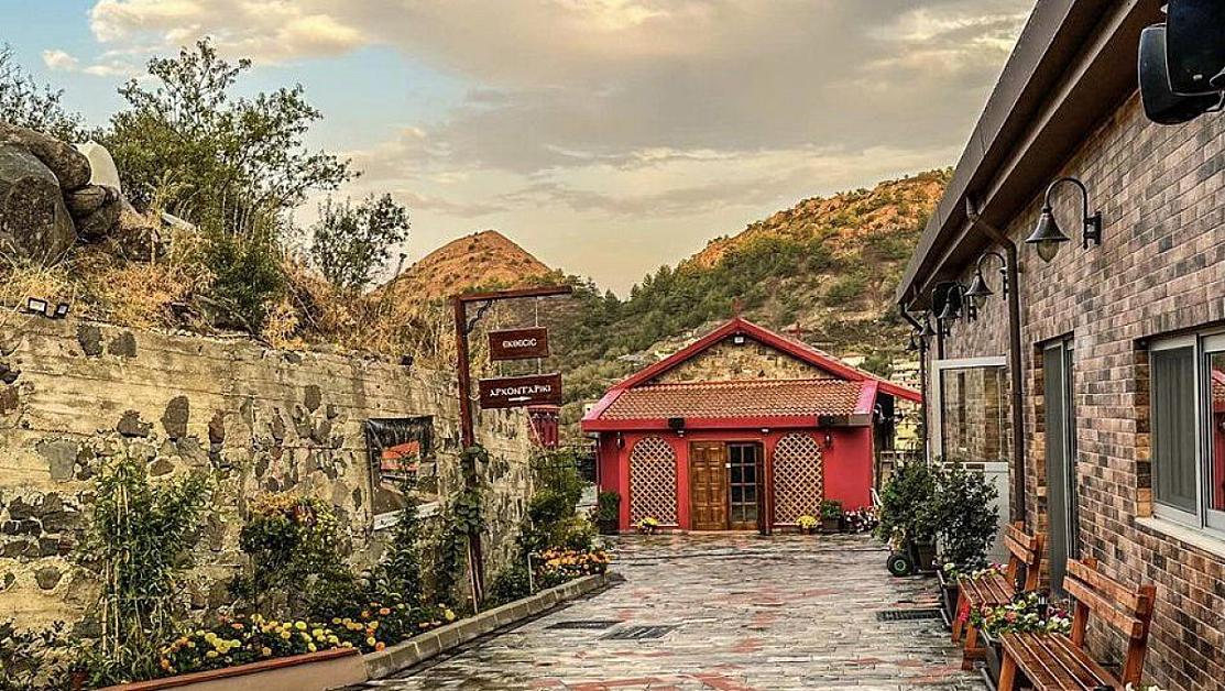 Επανέρχονται οι μοναχοί με αιχμές προς Αστυνομία -«Σεκιουριτάδες του Ταμασού;» - Sigmalive