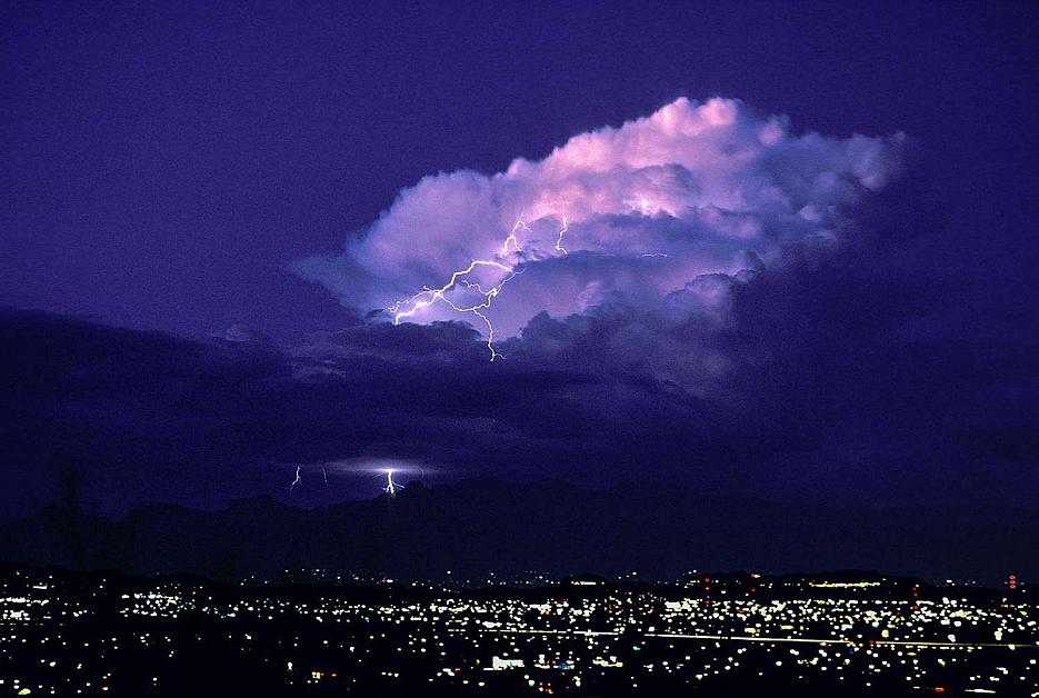 Ποιες περιοχές της Κύπρου θα επηρεαστούν από μεμονωμένες βροχές και καταιγίδες - Sigmalive