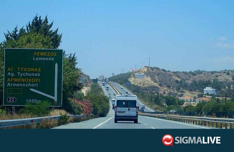 Πυκνή τροχαία κίνηση στον αυτο/δρομο παρά την Παρεκκλησιά λόγω οδικών ...